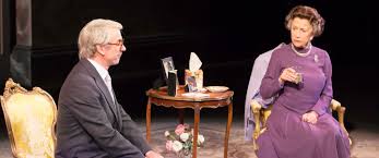 On the Screen Review: The Audience - theatrenow.com.au On the Screen ...
